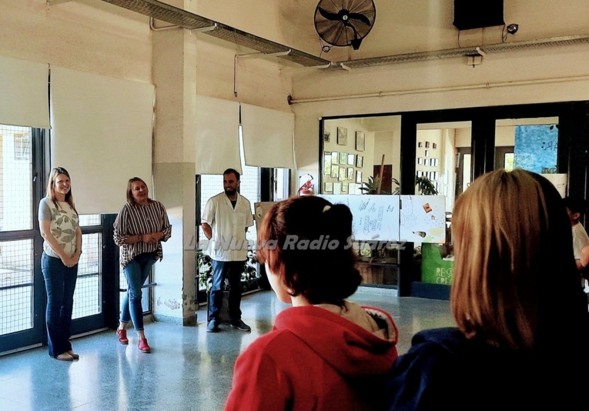 La Escuela Secundaria Dos de Santa María tiene como nueva directora, a ...