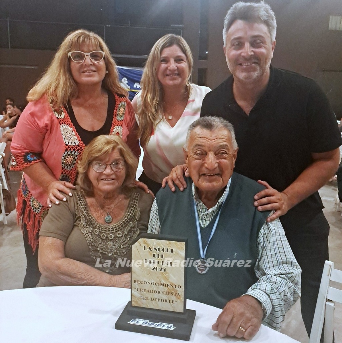 Desde 1973 a la actualidad: Carlos Lastra, un emblema del periodismo ...