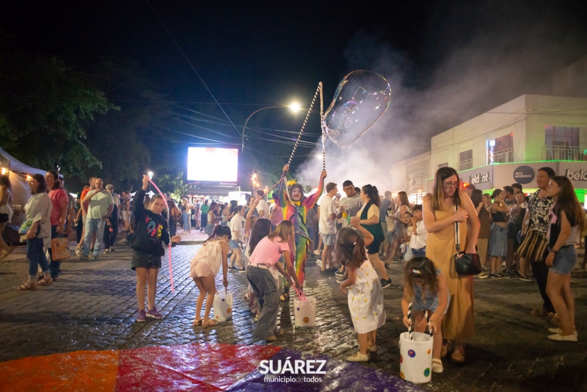 La 16° edición de Suárez Peatonal Especial Navidad hizo vibrar el ...