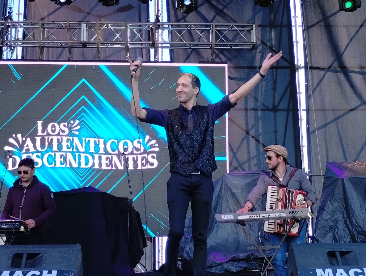 Con un sol radiante y grandes espectáculos se festejó este 6 de agosto ...