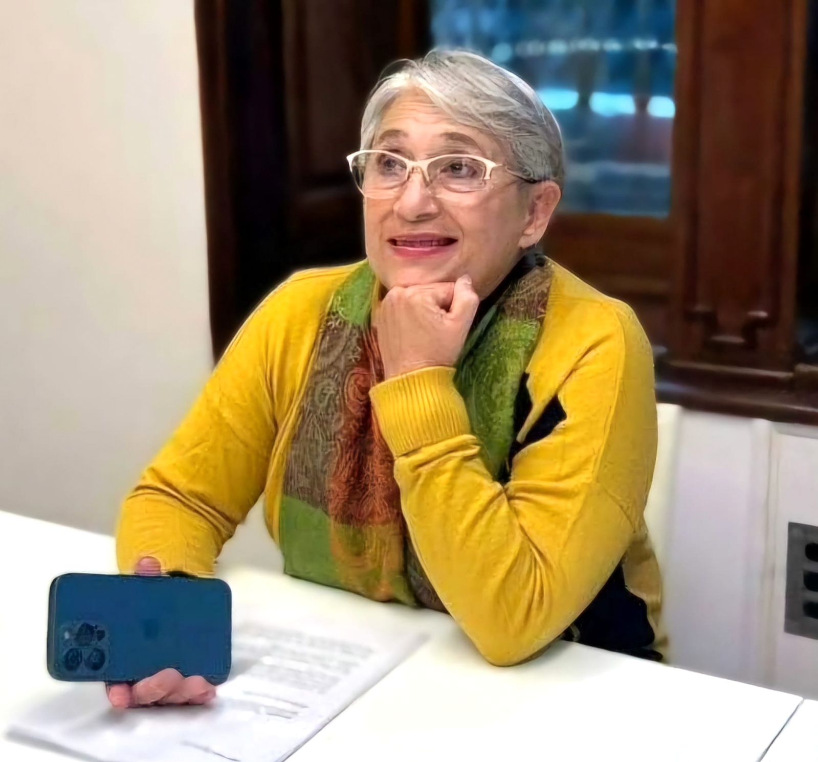 La escritora María Luisa Francesco presenta su nuevo libro este viernes ...