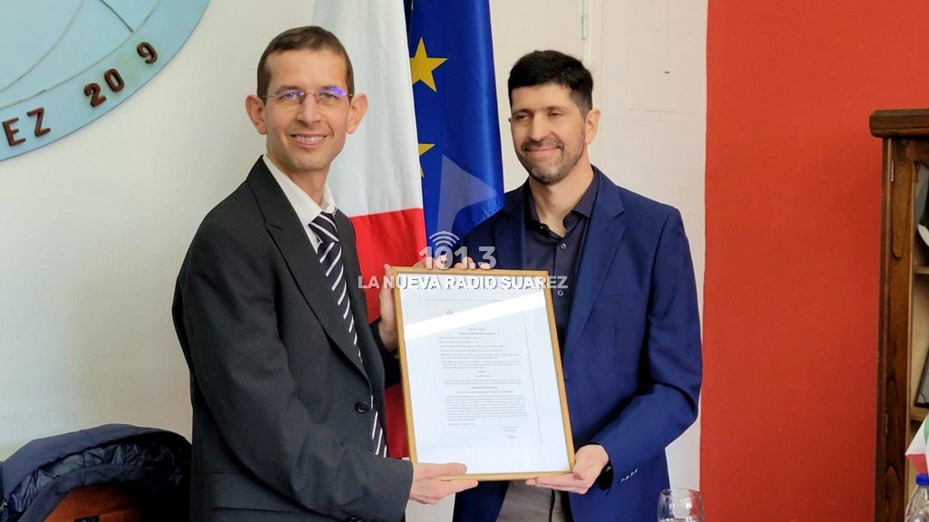 Coronel Suárez volvió a tener representante consular con el nombramiento de Martín Rossi