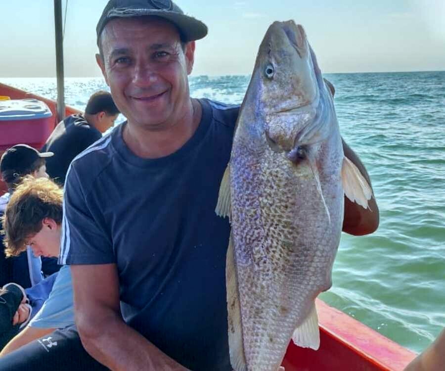 Monte Hermoso: una corvina rubia de 6 kilos sorprendió en una salida de ...